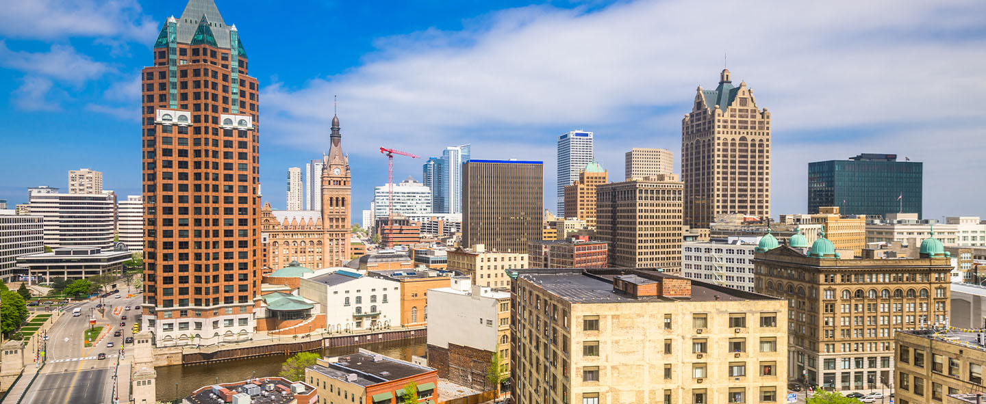 Milwaukee Food Tours: Milwaukee's #1 Food, Brewery & City Tours